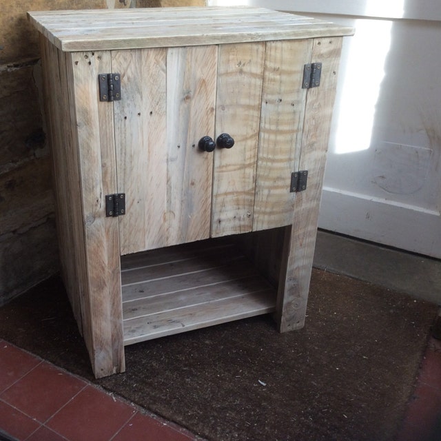 Handmade Reclaimed Pallet Wood items and bespoke by PalletGenesis
