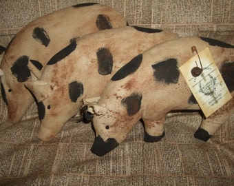 Primitive Hogs Folk Art PIGS Trio of Bowl Filler Ornies Rustic