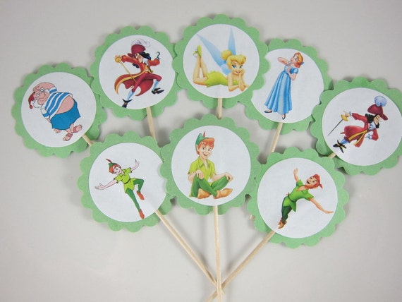 Peter Pan cupcake toppers Peter Pan and Wendy Round scallope