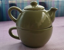 Popular items for green teapot on Etsy