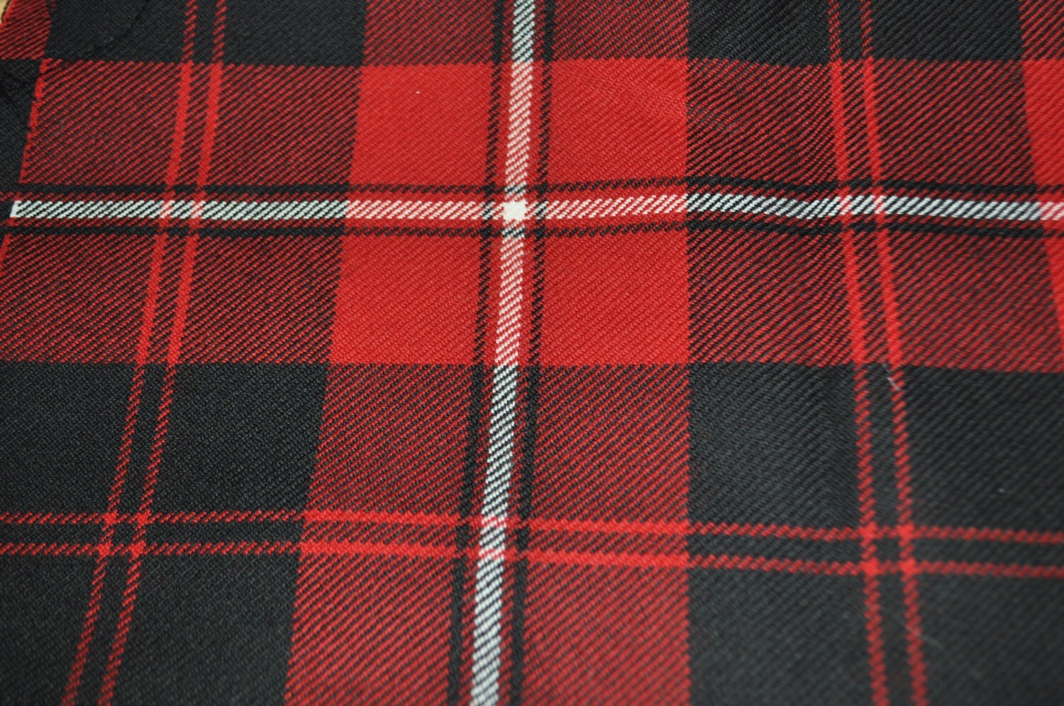 Cunningham Modern Tartan Fabric. 100% 10oz Pure New Wool.