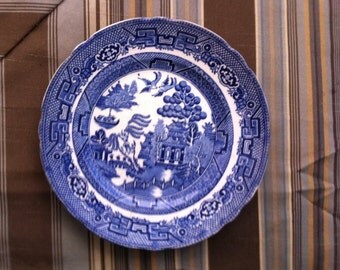 Willow pattern plate | Etsy