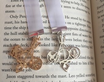 Divergent bookmark | Etsy