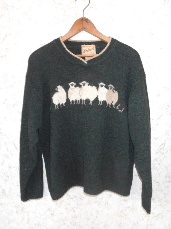 Vintage Woolrich Sheep Lambs Wool V Neck Pullover Sweater Dark Vintage Woolrich Sheep Lambs Wool V Neck Pullover Sweater Dark