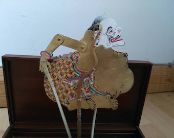 Vintage shadow box | Etsy