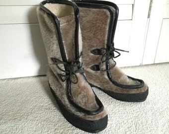 Unique fuzzy boots related items | Etsy