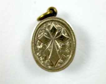 Broken locket | Etsy