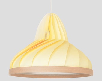 NEW: paper and wood lamp Wave pastel green