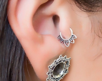 Tragus hoop | Etsy