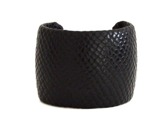 Items similar to Simple Sculptural Python Cuff on Etsy