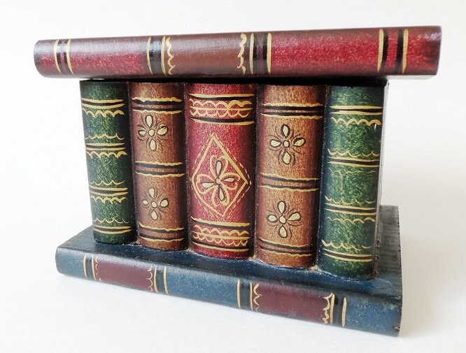 Vintage Wood Mini Stacked Books Trinket Box – Haute Juice