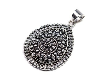 Mandala necklace | Etsy