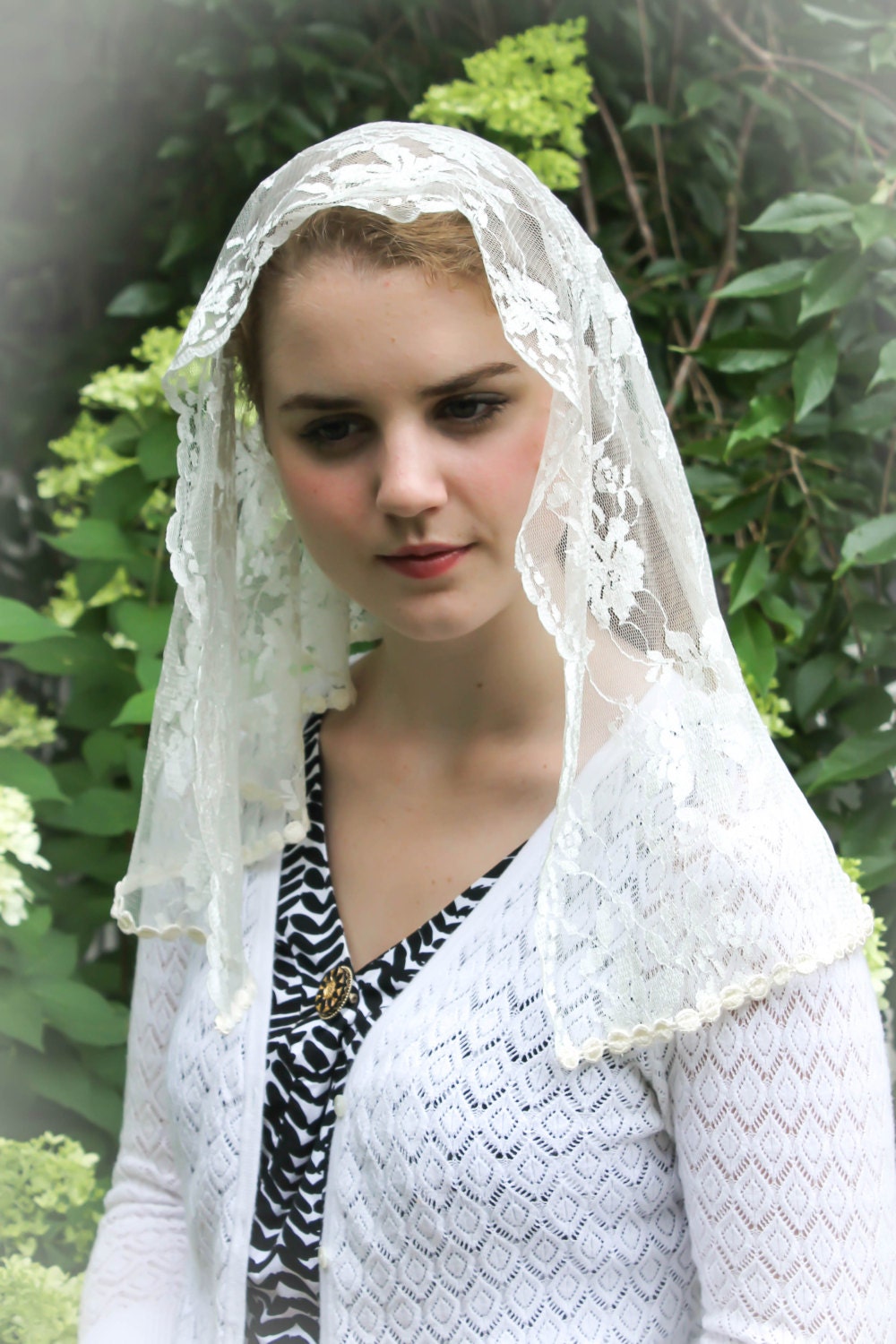 Evintage Veils~Traditional Catholic Ivory Chantilly Lace Mantilla ...
