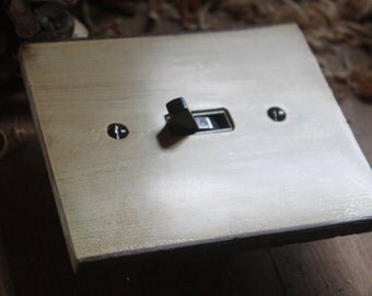 wooden home decor by thiswoodsforyou on Etsy