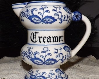 Items similar to Vintage Anfora Pottery Mexico Blue Onion Plates. on Etsy