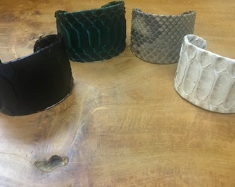 Items similar to Simple Sculptural Python Cuff on Etsy