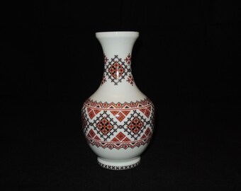 Items similar to Floral Eastern European Folk Art Boxy Top, white size ...