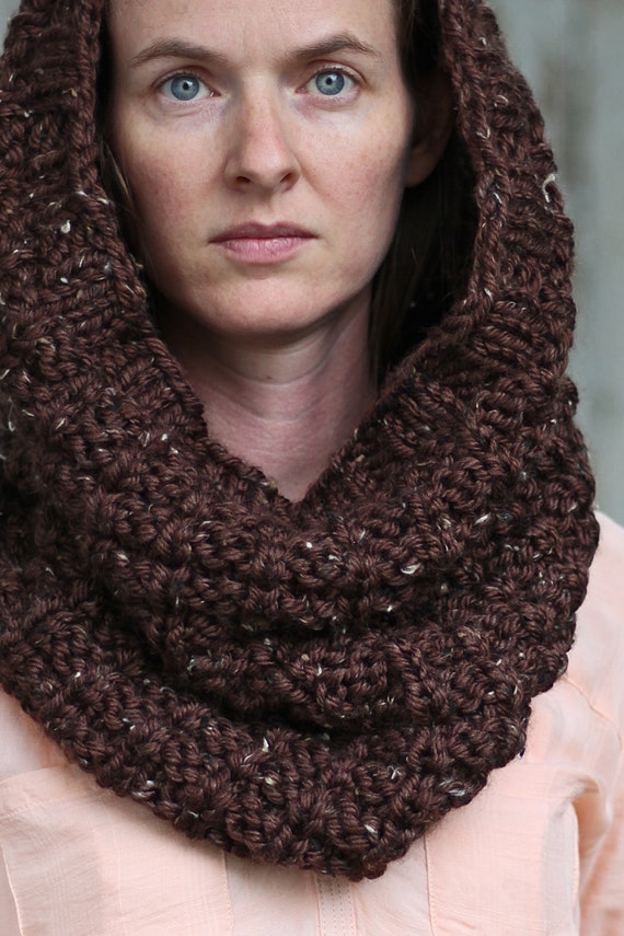 Infinity Loop Scarf Knitting Pattern