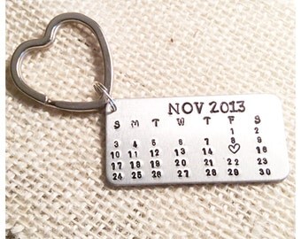 Calendar keychain | Etsy