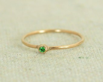 Dainty Copper Alexandrite Ring Hammered Copper by Alaridesign