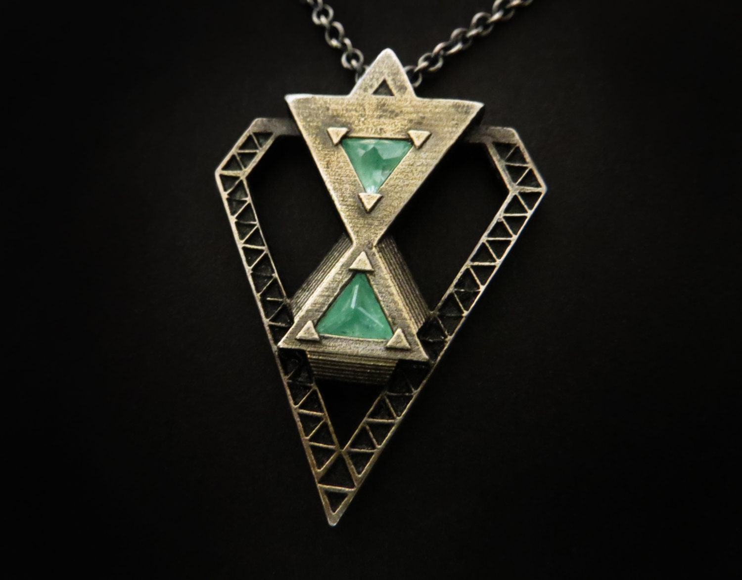 King Tutankhamuns Hourglass Egyptian Jewelry Egyptian