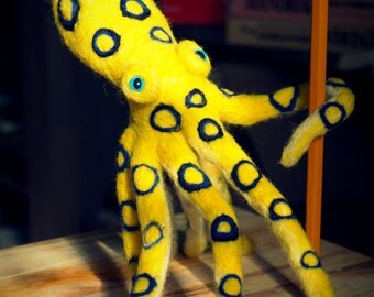 Octopus puppet | Etsy