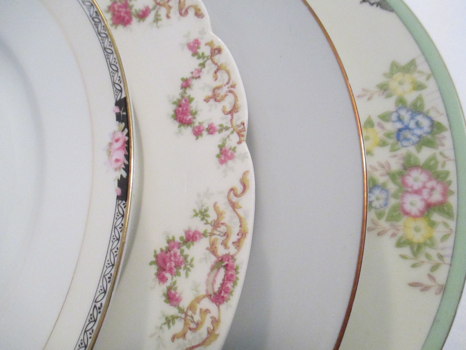 Vintage Mismatched China Dinner Plates Set of 4