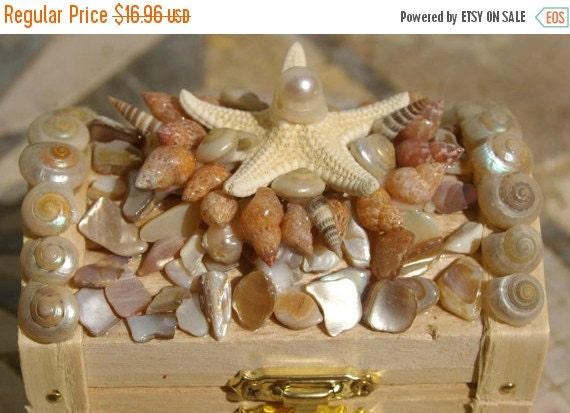 MOVING SALE.... Shell Treasure Chest Wedding by HaoleGirlHaiku
