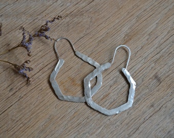 Hannah Batstone // Contemporary Jewelry by HannahBatstone on Etsy