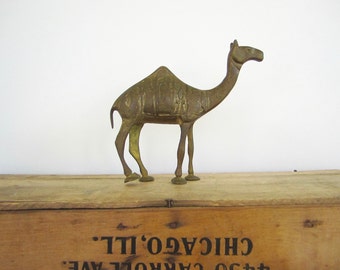 Camel figurine | Etsy