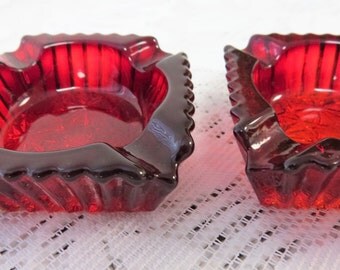 Red glass ashtray | Etsy
