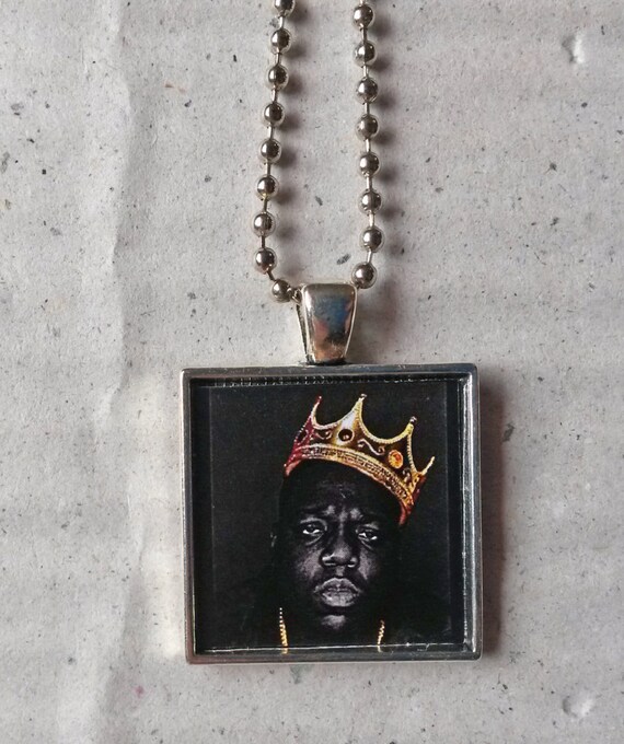 from ashy to classy handmade pendant chain by MAGGYCHAINS on Etsy