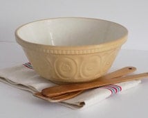 Unique vintage mixing bowls related items | Etsy