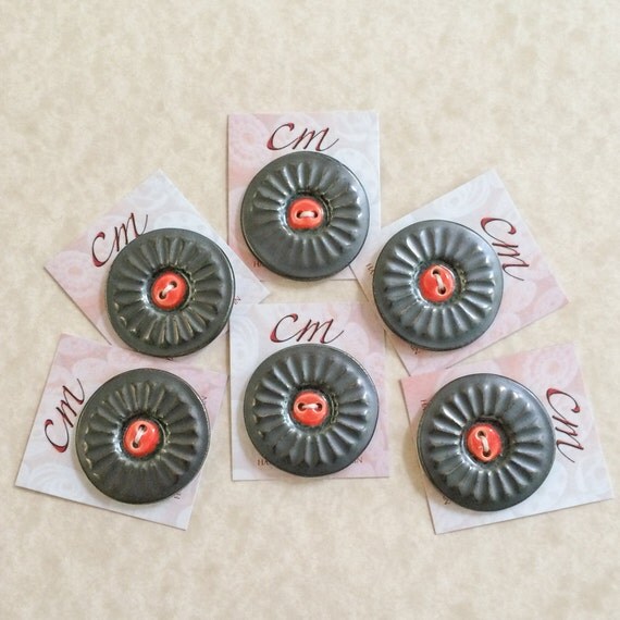 Items similar to Porcelain Button Glazed in Pewter and Coral Red-Extra ...
