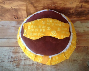 Therapeutic Eye Mask Earth Element Five by TheEscapePortal on Etsy