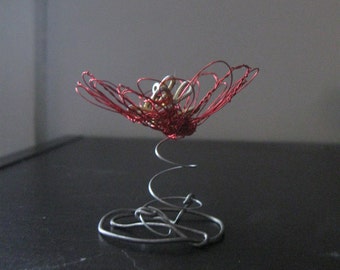 Wire sculpture | Etsy