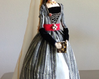 Duchess doll | Etsy