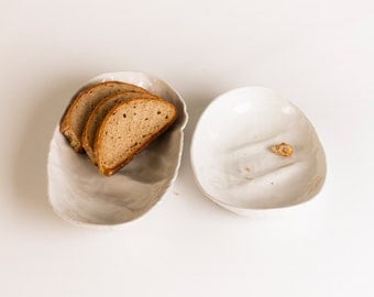 Ceramic bread basket | Etsy