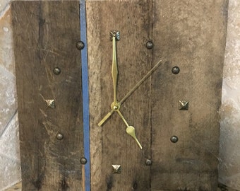 Pallet wood clock | Etsy