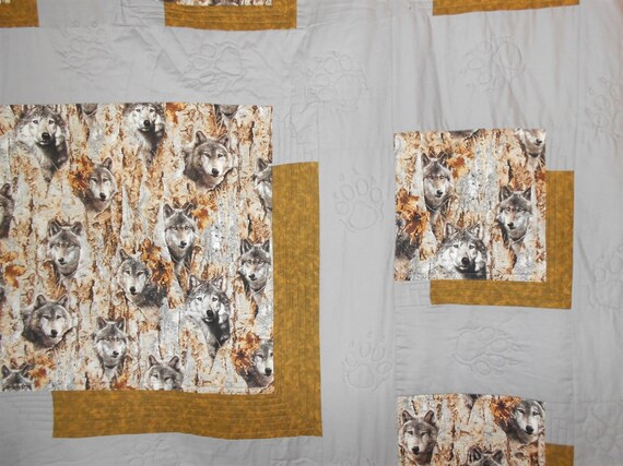 Wolf Quilt Queen/King Shadow Drop 99 x