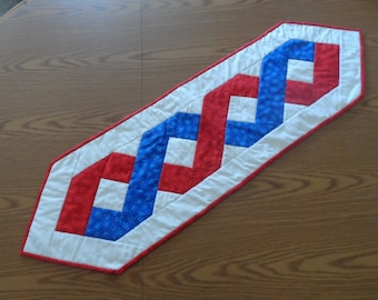 Twisted table runner | Etsy