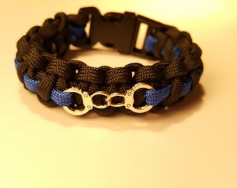 Paracord handcuffs | Etsy