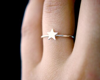 Tiny star ring | Etsy