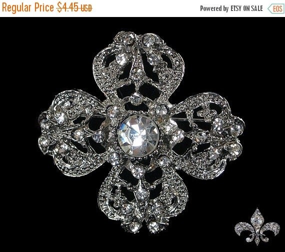 Items similar to ON SALE Rhinestone Brooch Pin - Rhinestone Crystal ...