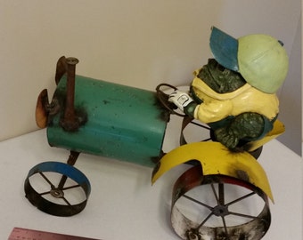 Toad sculpture | Etsy