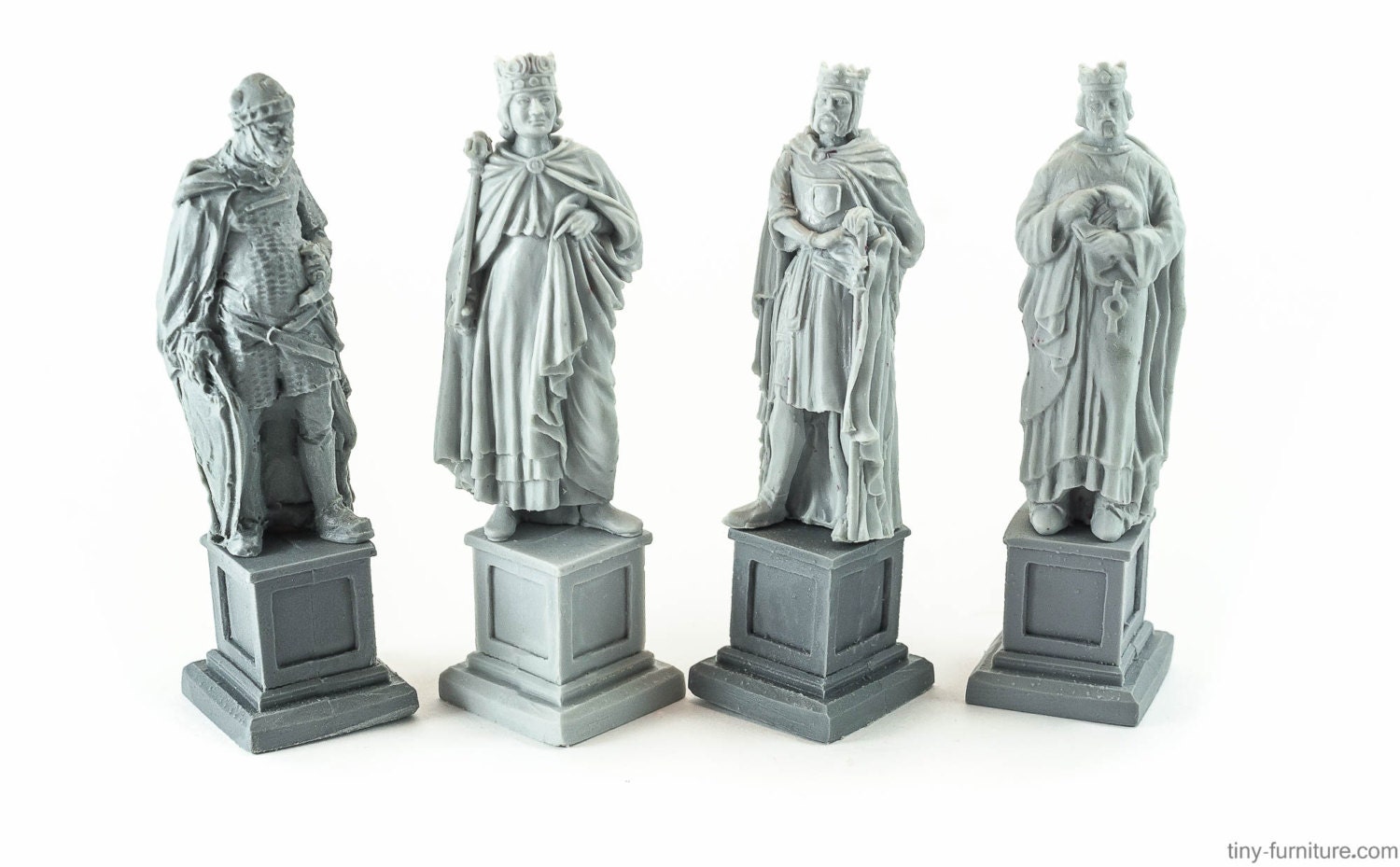 Four kings statues unpainted Miniature tabletop furniture