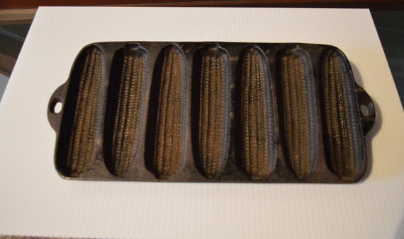 Vintage Cast Iron Pan For Cornbread Corn Cob Shape Wagner Ware Vintage Cast Iron Pan For Cornbread Corn Cob Shape Wagner Ware