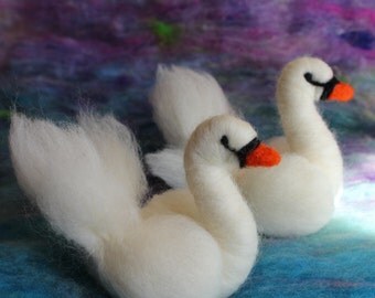 Felt swan | Etsy