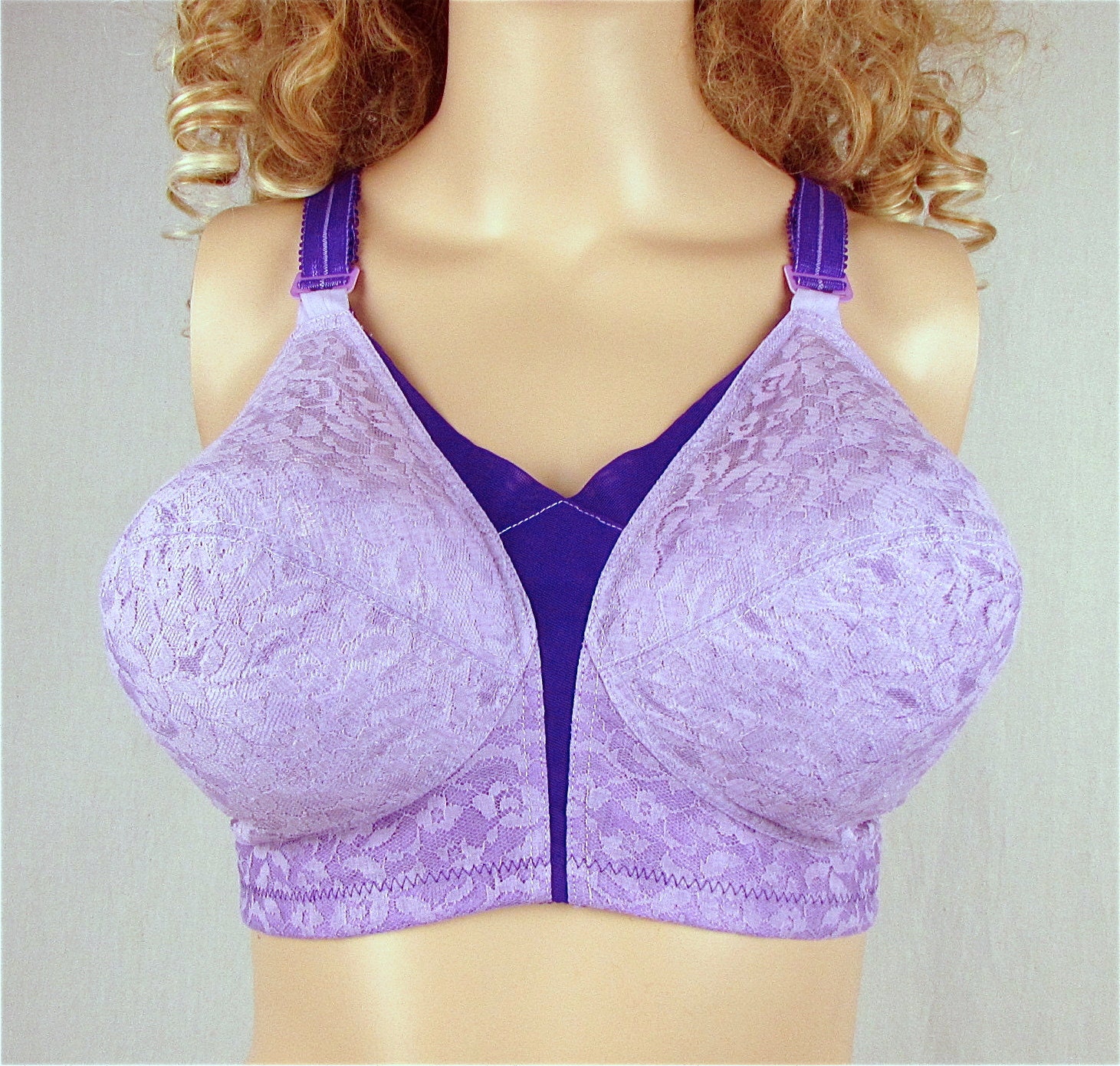 Purple Lace Bra 42dd Hand Dyed Vintage Bra Pointy Bullet Bra