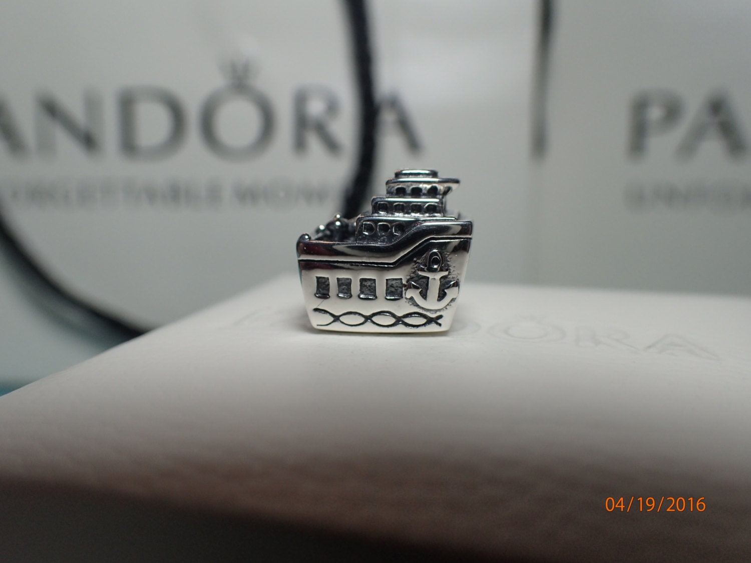 Authentic Pandora Cruise Ship Charm 791043